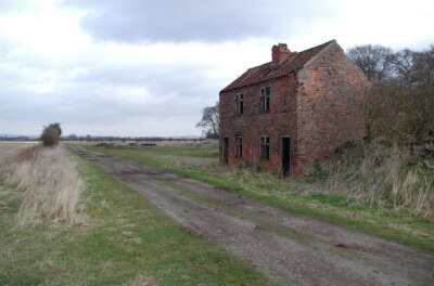 Photo 6x4 New Lane Hasholme Bursea Derelict semi-detached farm cottages ...