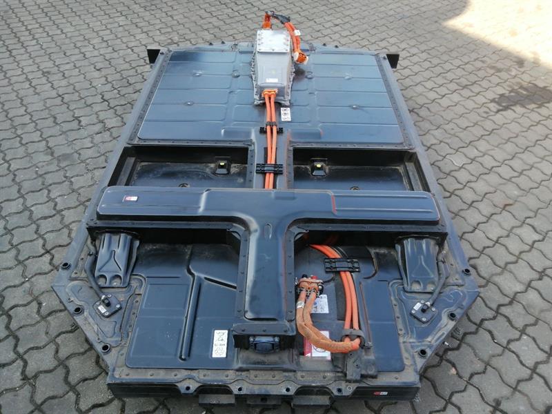 PORSCHE TAYCAN TURBO 9J MAIN BATTERY Hochvolt batterie 9J1915100AJ ...