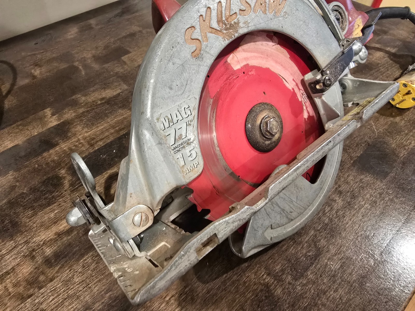 Skilsaw Professional Model SHD77M Corded Mag 77 Worm Drive Circular Saw ...