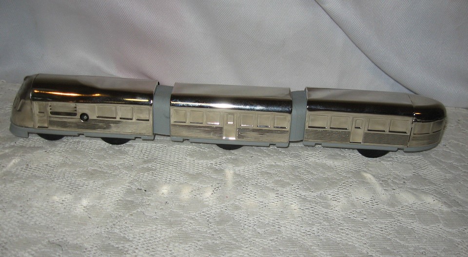 Schylling Chrome Tin Flying Yankee Streamline Classic 3 Car Wind-Up Toy ...