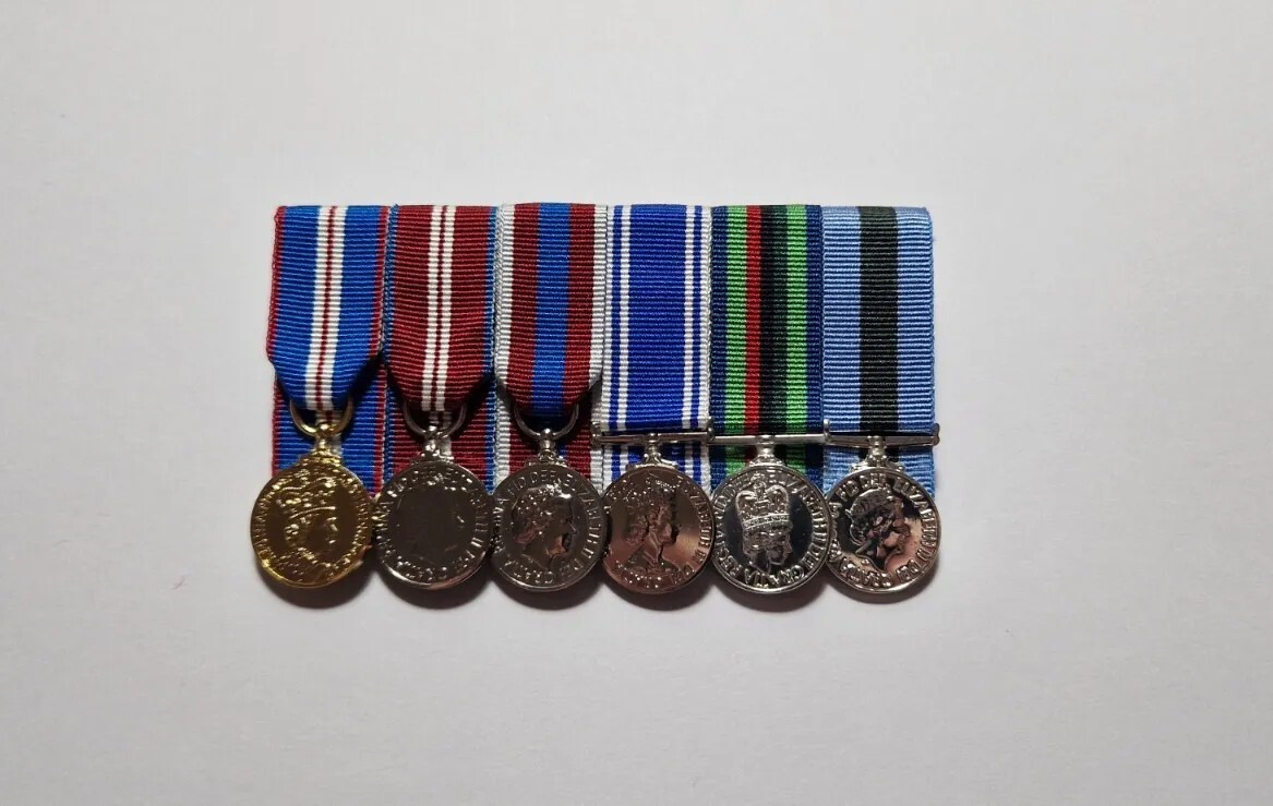 Golden, Diamond, Platinum Jubilee, Police, RUC & PSNI Mounted Miniature ...