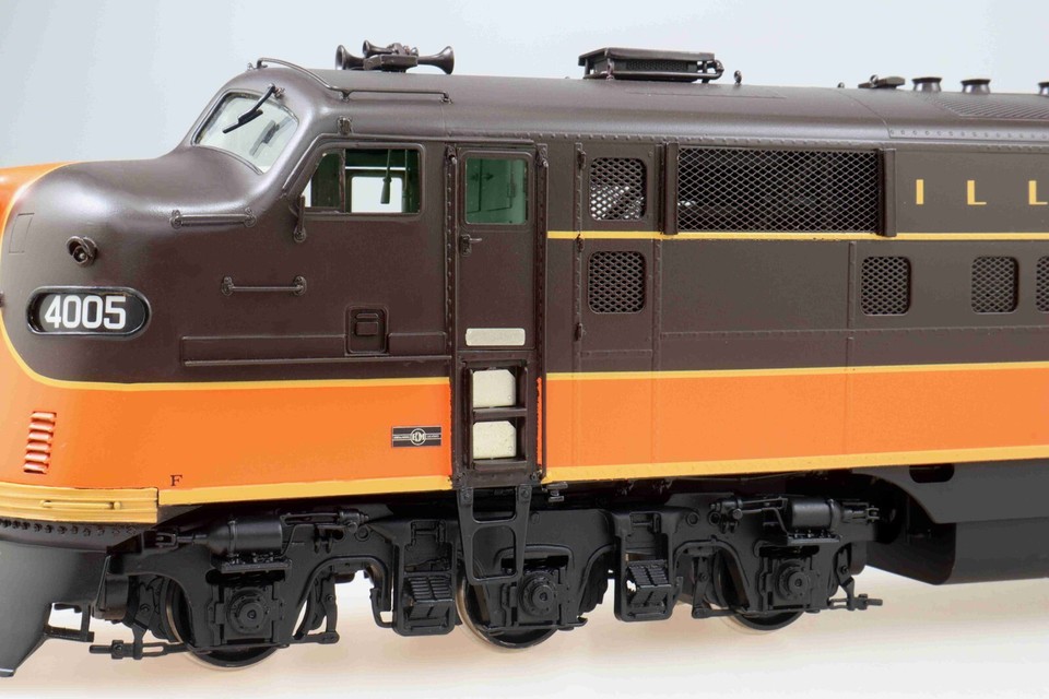 Illinois Central E7 A-B Set FP Brown / Orange Key Imports O scale NEW ...