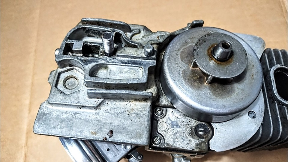 Homelite Textron Chainsaw, engine block untested. for parts or repair ...