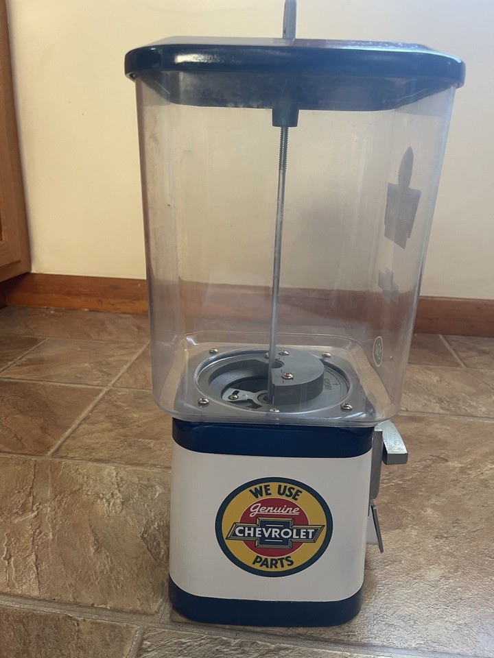 CHEVROLET OK Used Cars bubblegum machine--25 cents--A & A brand--works ...