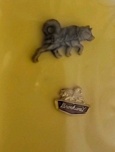 Brockway semi truck vintage style emblem lapel enamel hat pin silver ...