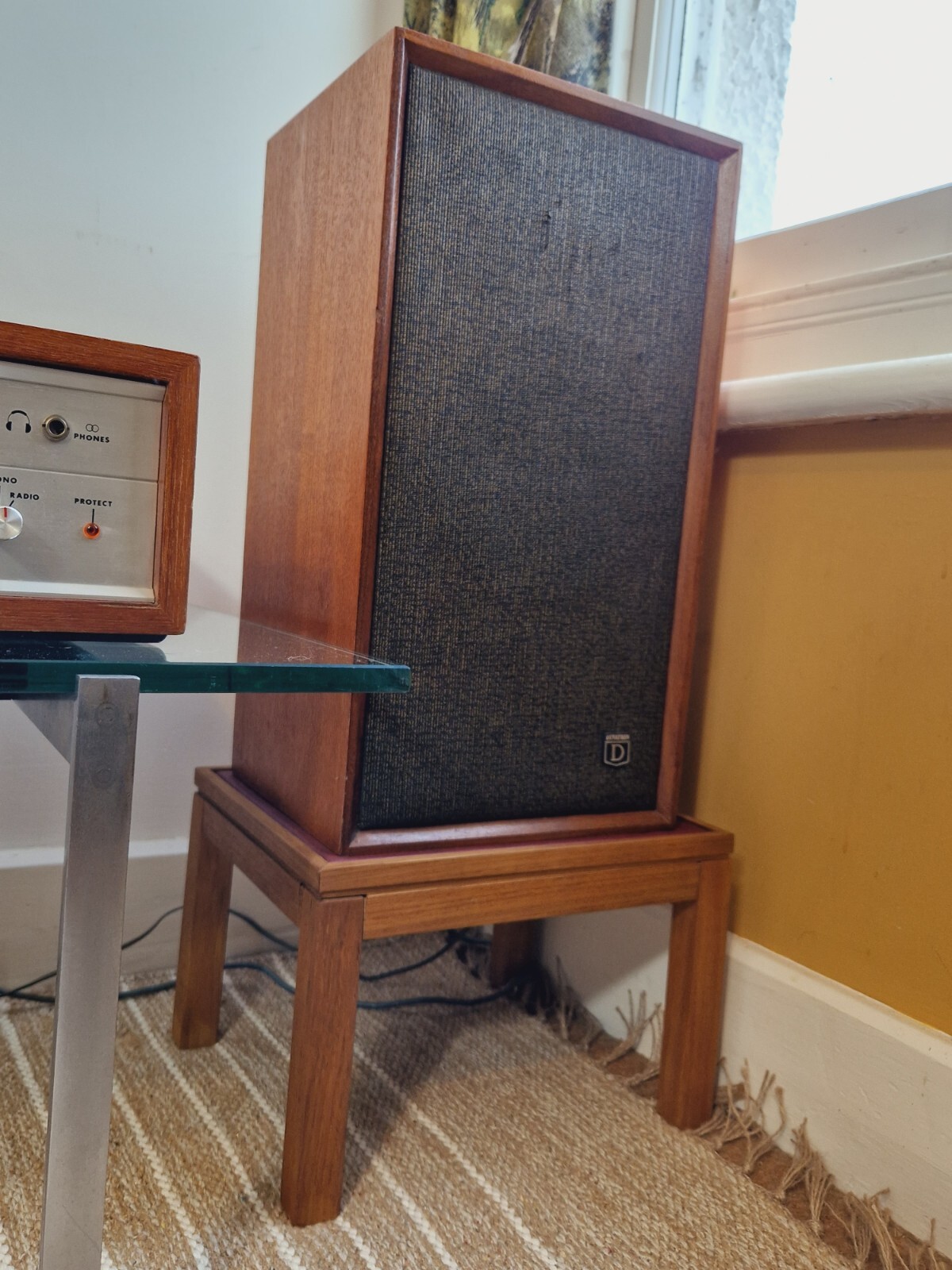 Vintage 1970 Dynatron P90 Record Player Dynatron Amplifier & Speakers ...