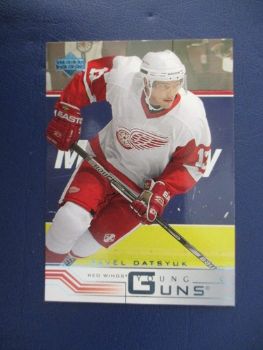 2000-01 Pavel Datsyuk Young Guns Rookie #422 Detroit Red Wings RC Upper ...