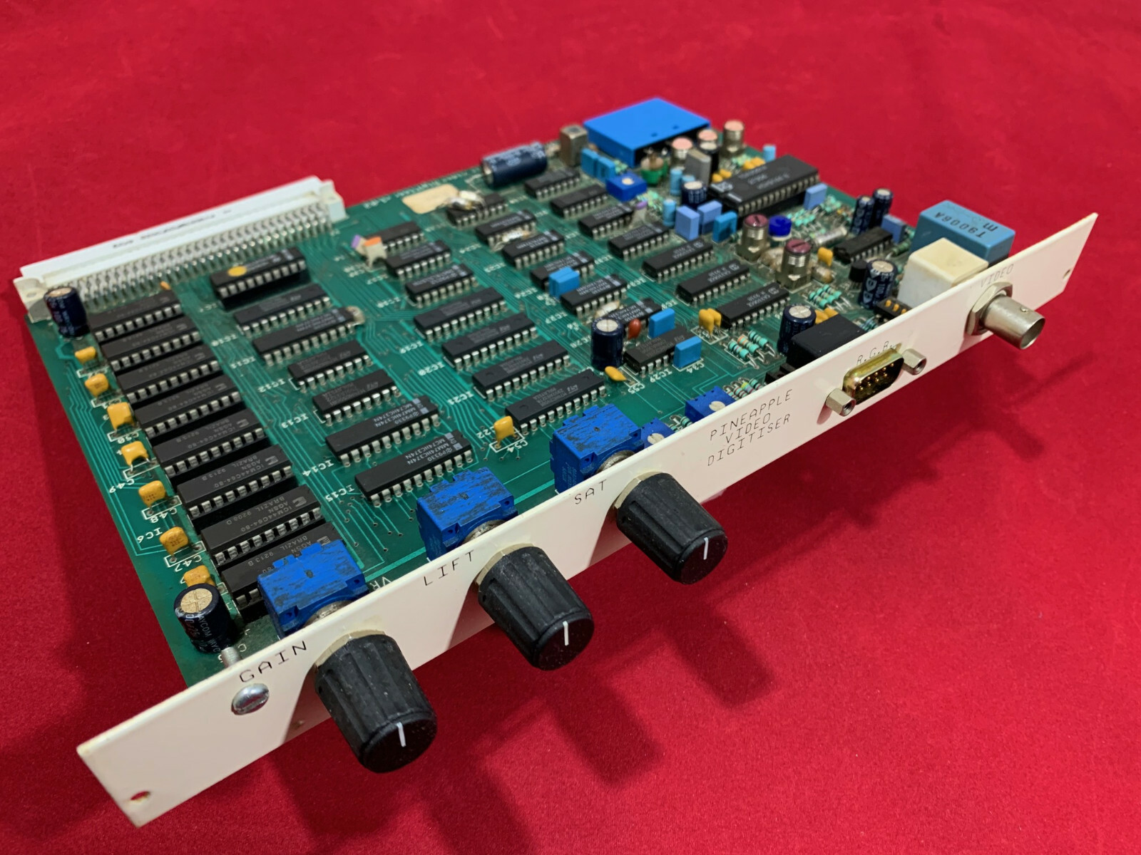 Pineapple Video Digitiser version 1.02 Double width Podule for Acorn ...