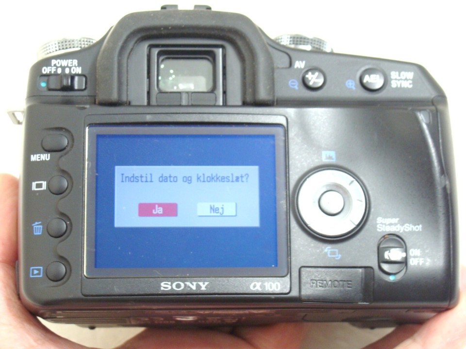 Sony Alpha A200 DSLR Camera 10.2MP Body Only 10503 | eBay