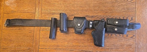 Vintage AKER Leather Duty Belt - Police/Security with accessories 38 ...