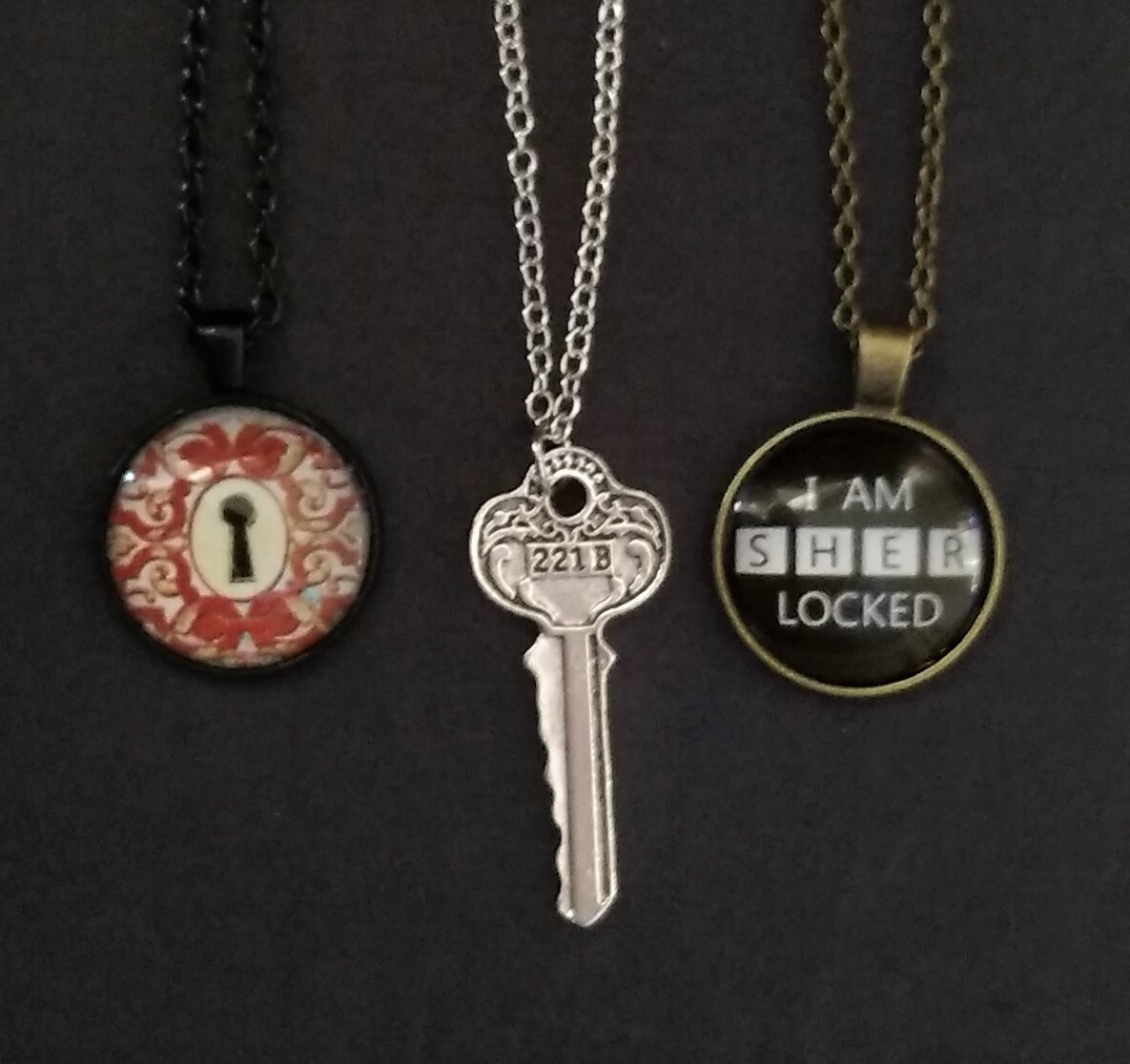 SHERLOCK Pendants I Am Sherlocked Key 221B Door Holmes Watson Conan ...