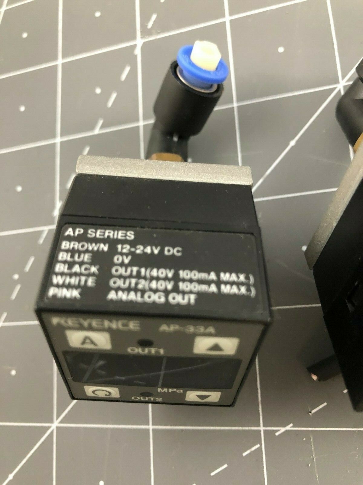 Keyence AP-33A Pressure Sensor 12-24V PN: 9162374 | eBay