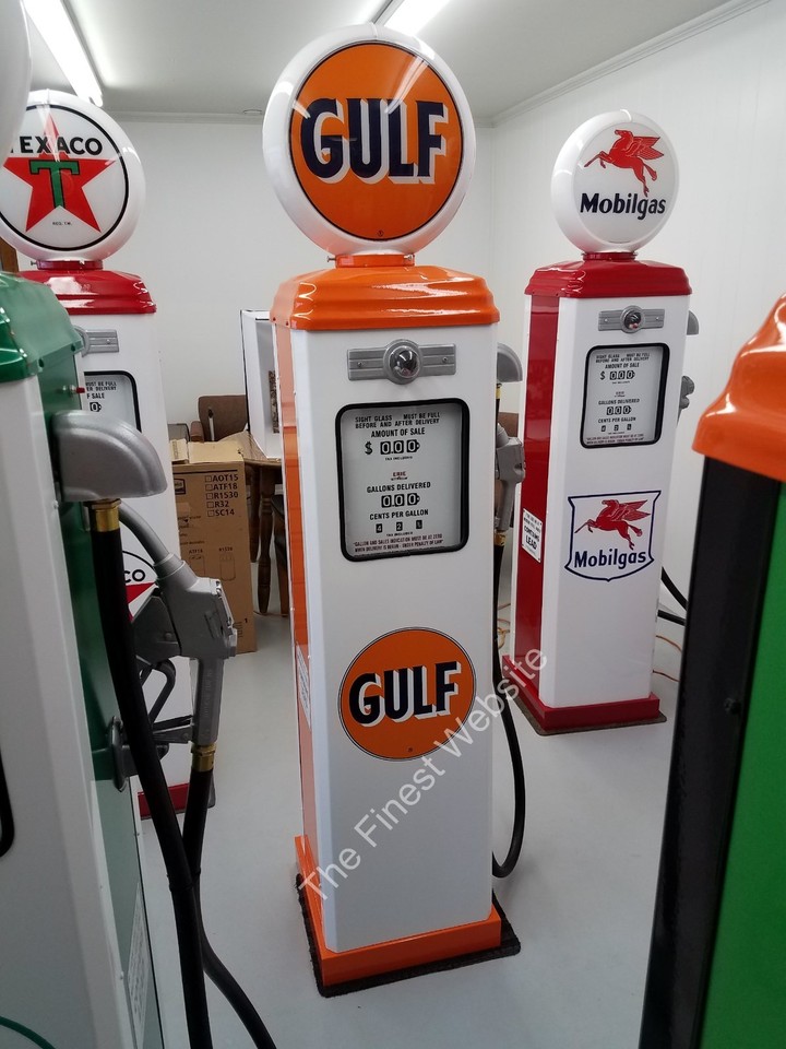 NEW GULF REPRODUCTION GAS PUMP - ANTIQUE OIL REPLICA (WHITE & ORANGE ...