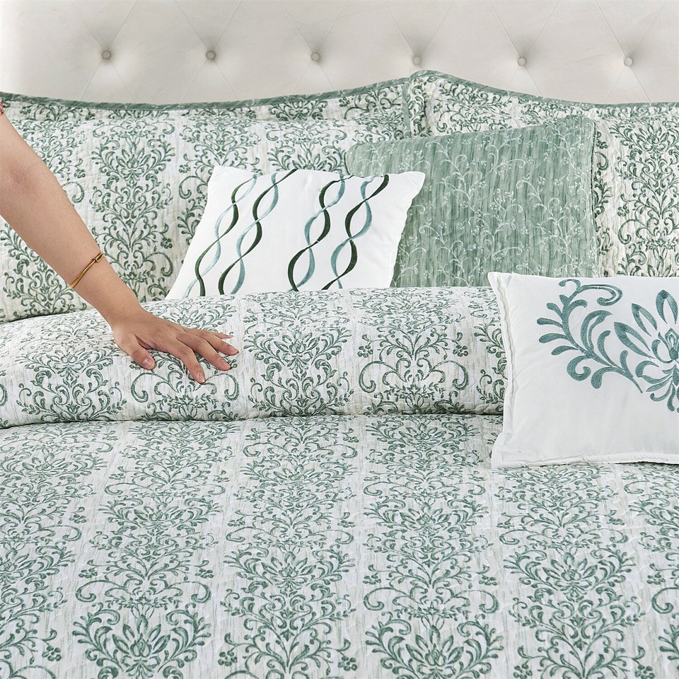 6-Piece Mayfair Printed Microfiber Quilt Set Soft Bedspread for Queen ...