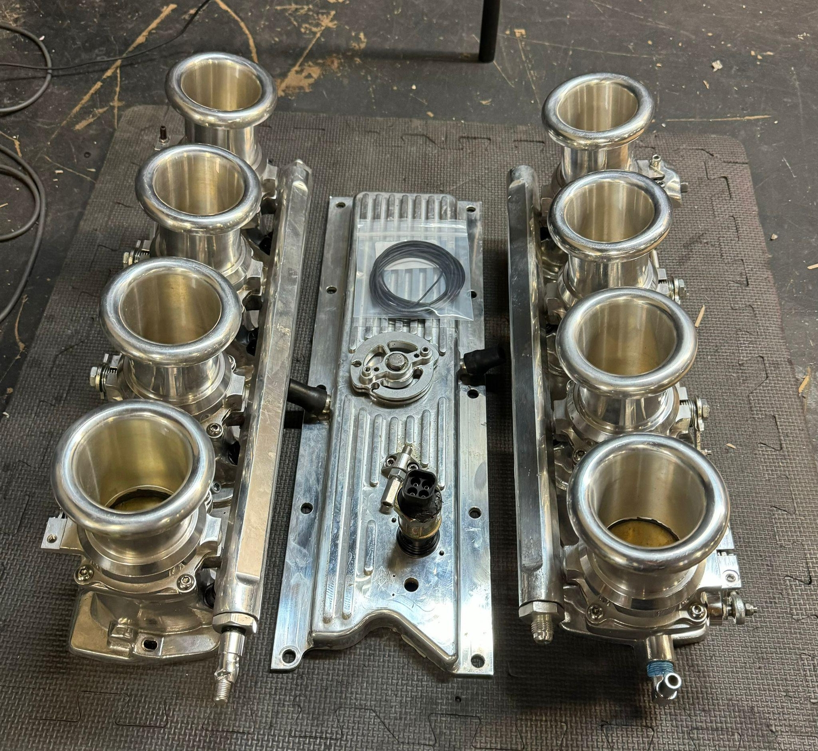 Chevy GM LS1 Downdraft EFI Stack Intake Manifold System Complete ...