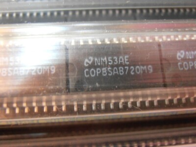 COP8SAB720M9 Microcontroller IC 8-Bit 10MHz 2KB OTP SO20 National Semi ...