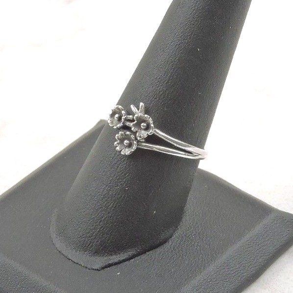 Sterling Silver Triple Flower Ring - Free Gift Packaging | eBay