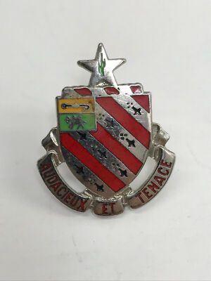 US Military Lapel Insignia Crest Pin ~ 8th Field Artillery Regiment ...