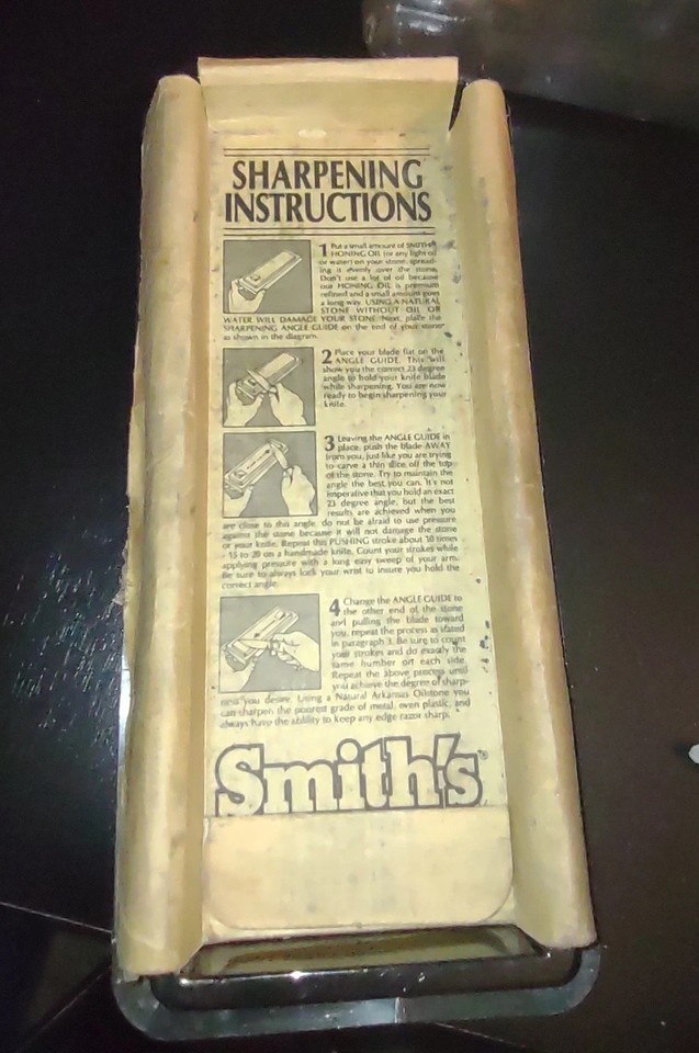 Vintage Smith's Tri-Hone Sharpening Stone System On Cedar Stand ...