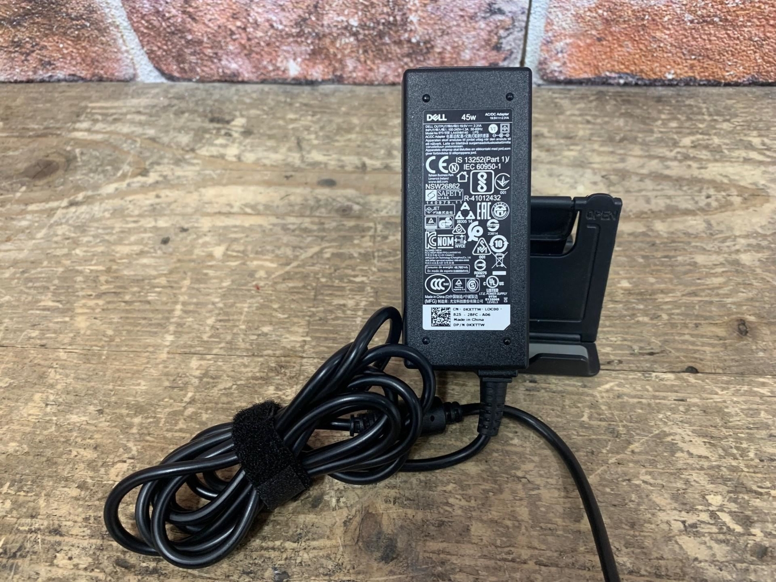 Genuine Dell 45W 19.5V Laptop Power Supply Adapter KXTTW | eBay