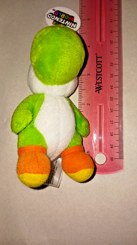 Super Mario Bros Yoshi plush doll keychain Nintendo World Universal ...