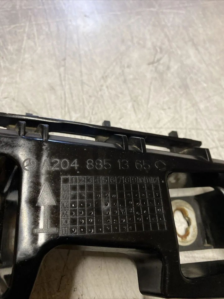 Support Pare-Chocs Mercedes W204 W 204 Break 2048851465 2048851365 Mopf ...