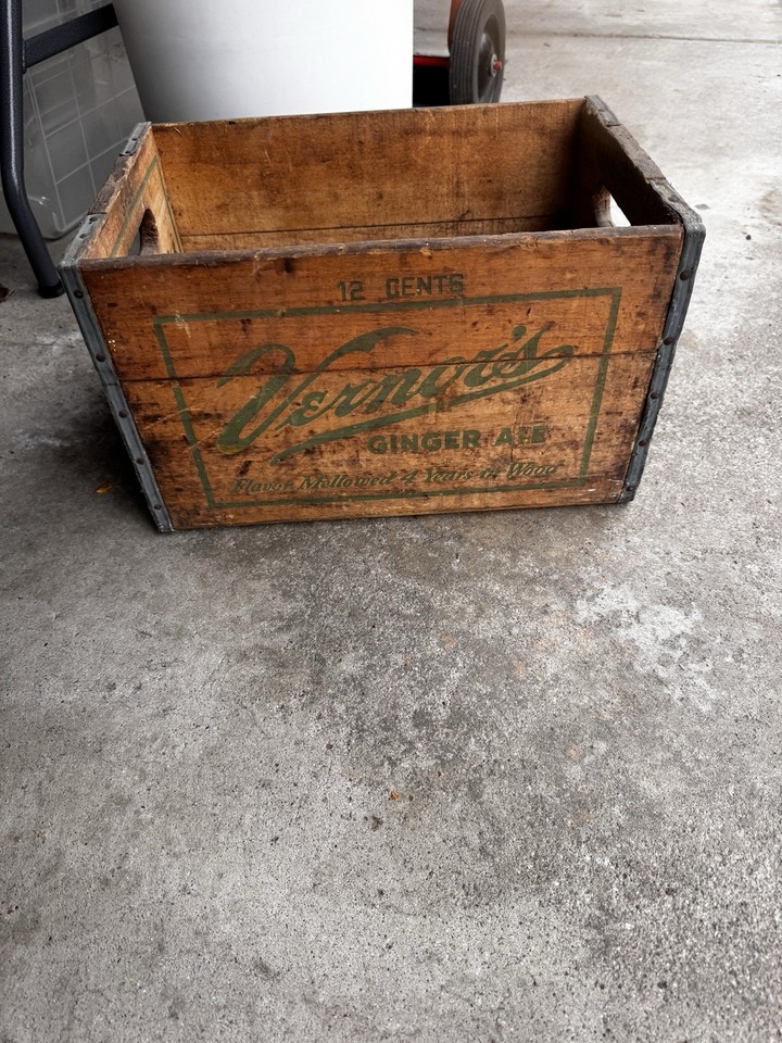E3 VINTAGE VERNORS Soda Crate Ginger Ale Wooden Advertising Box Soda ...