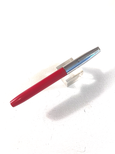 1960s Red Sheaffer "Back to School" Fountain Pen Fine hooded nib ...