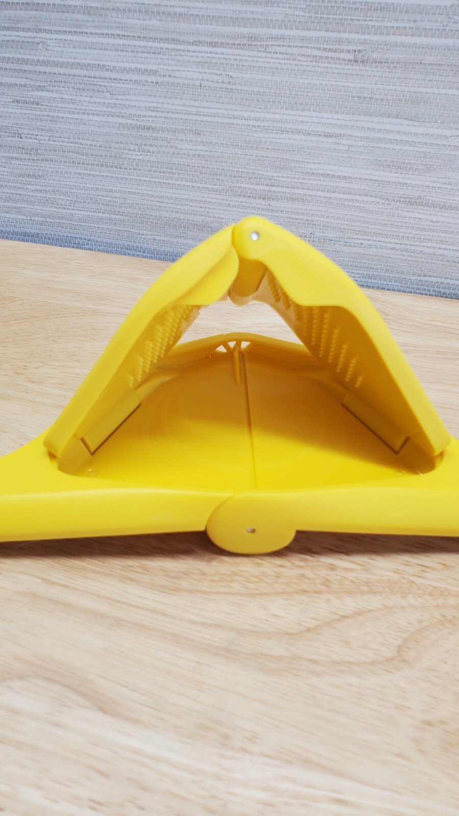 Dreamfarm Original Lemon Fluicer Easy Squeeze Fold Flat Citrus Juicer ...