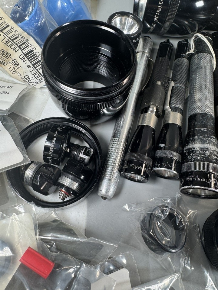 Huge Flashlight Lot Maglite + Bulbs + Parts 14 Lights Repair Resale | eBay