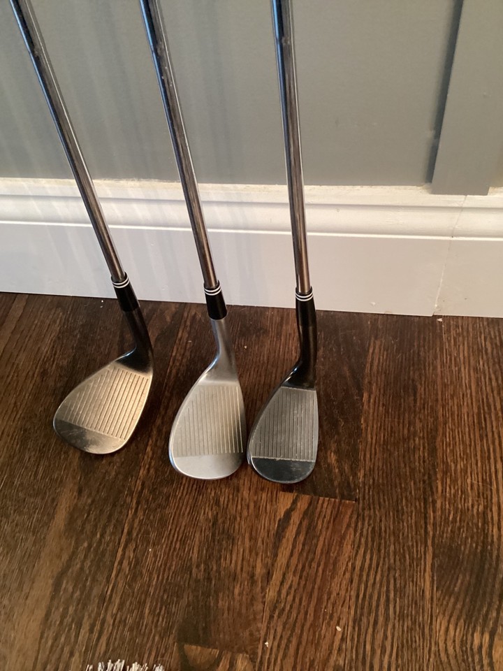 Set of 3 Cleveland Wedges 52 and 60 degree and a Smart sole sand wedge ...