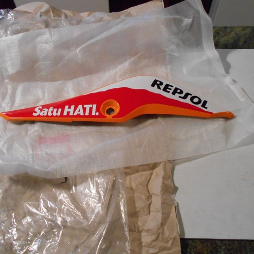 GENUINE HONDA PARTS REAR SIDE COVER SET ILLUST CBR125 CBR250 83630-KTY ...
