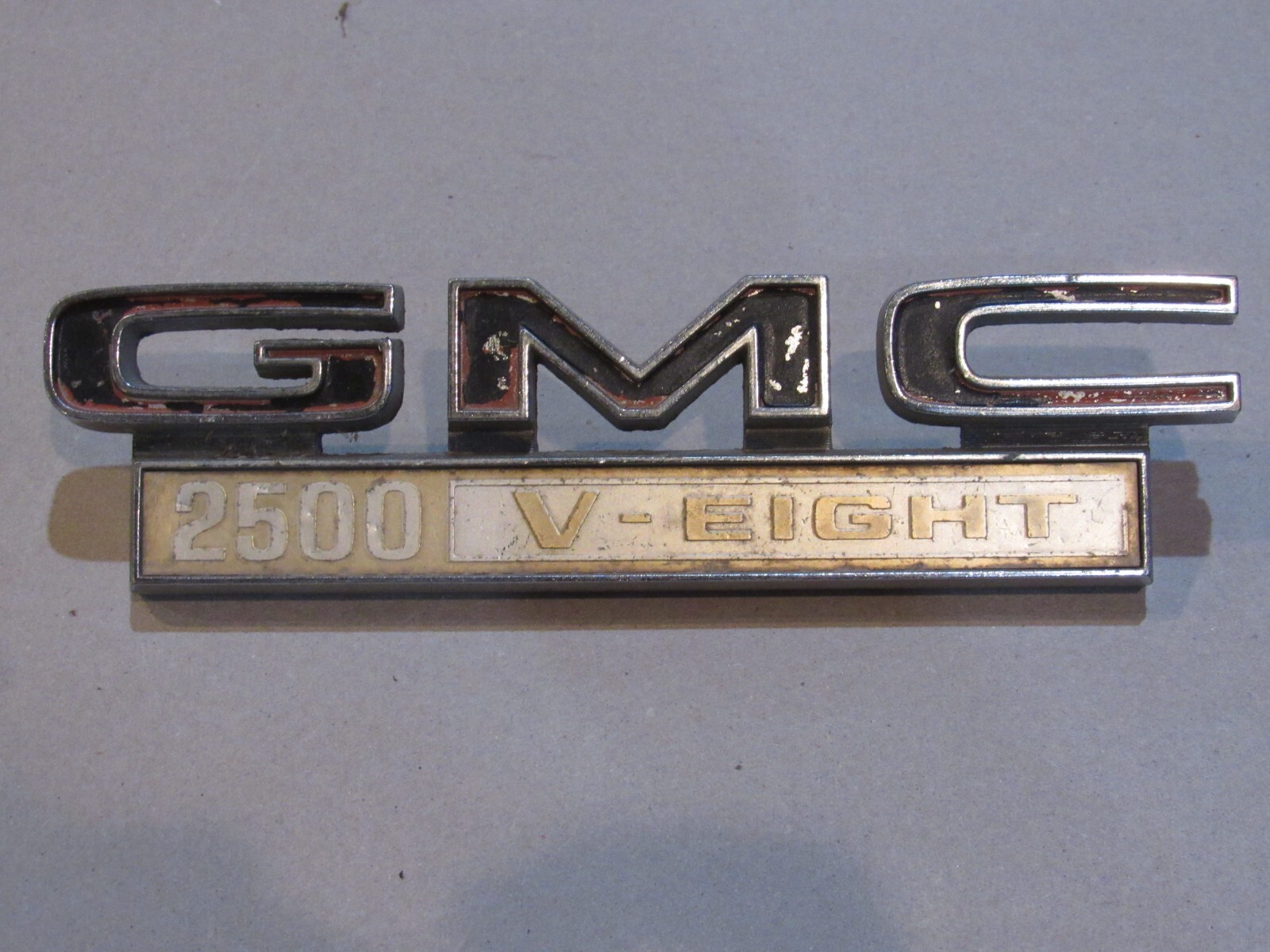 Rare Vintage 1968-72 GMC 2500 V-Eight Script Emblem Badge OEM 646067 | eBay