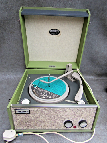 A NICE WORKING DANSETTE SENATOR VALVE RECORD PLAYER WITH NEW STYLUS *RE ...