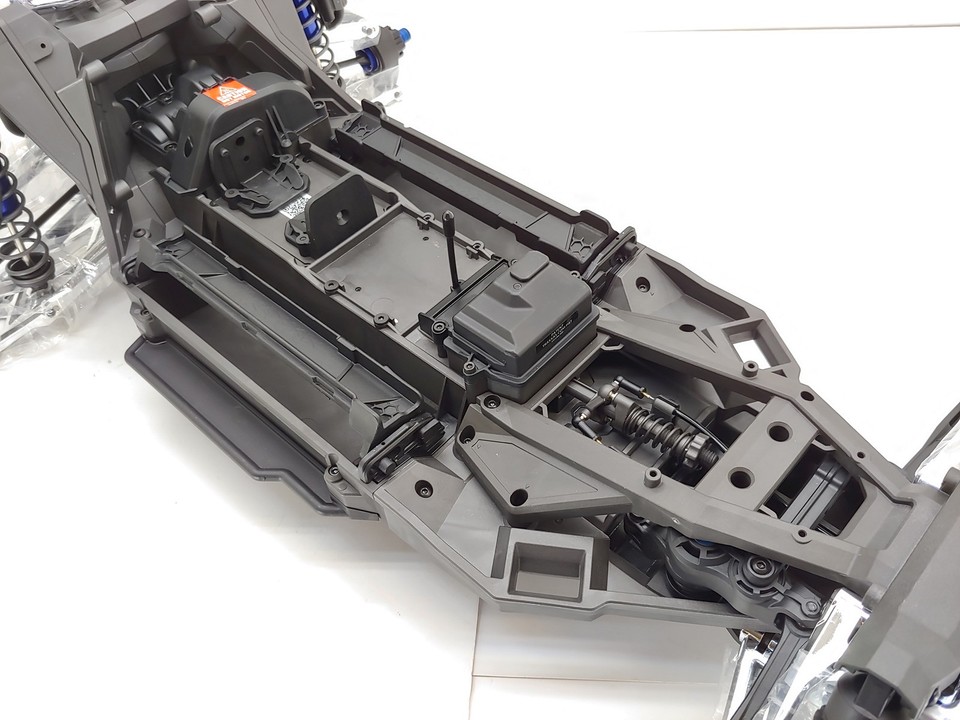 NEW TRAXXAS FUNCO PRO SCALE SAND CAR MEGA 1/7 2WD RC ROLLER SLIDER KIT ...