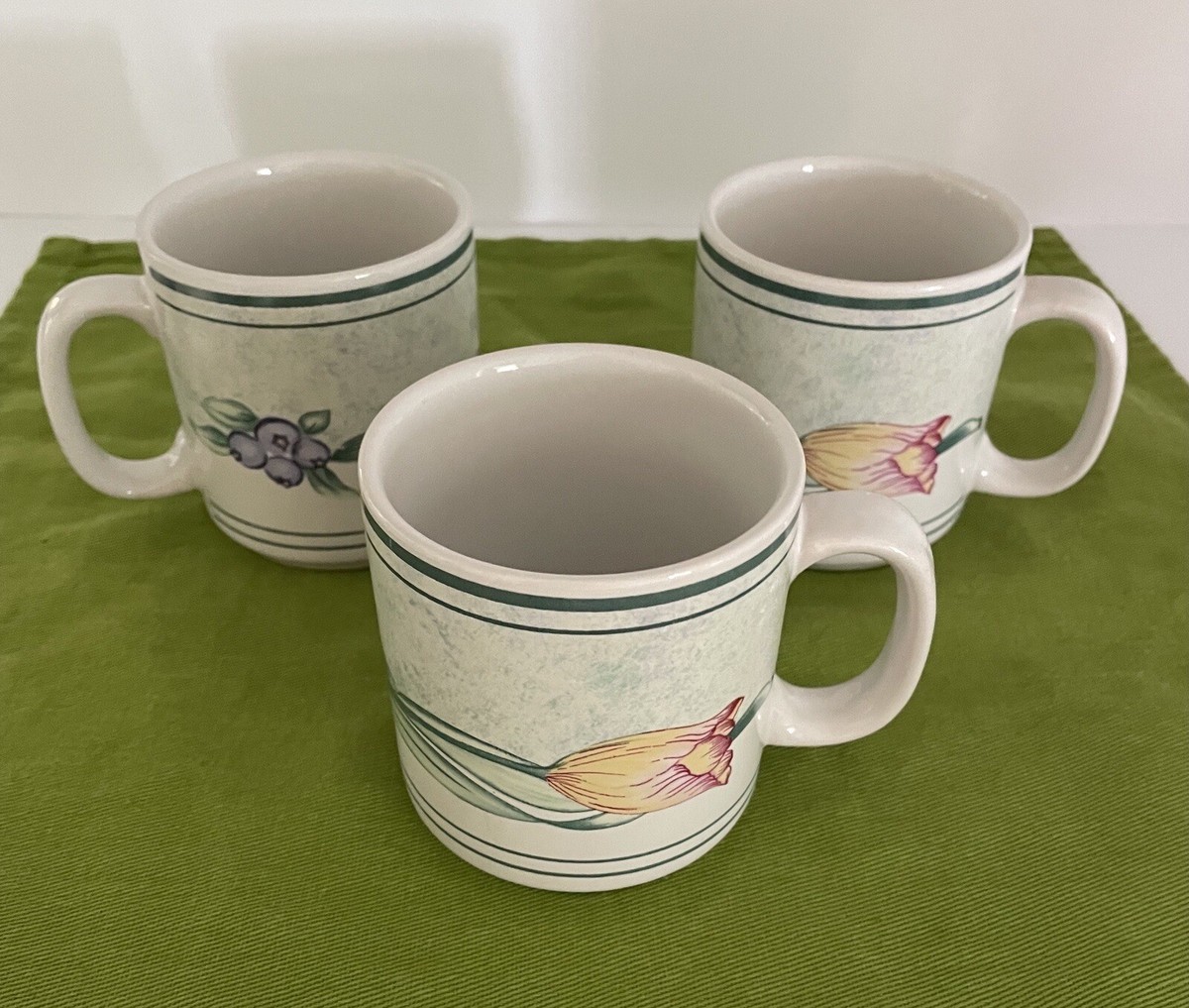 Oneida Genuine Stoneware Thanks, Mail Carrier: Oneida Culinaria