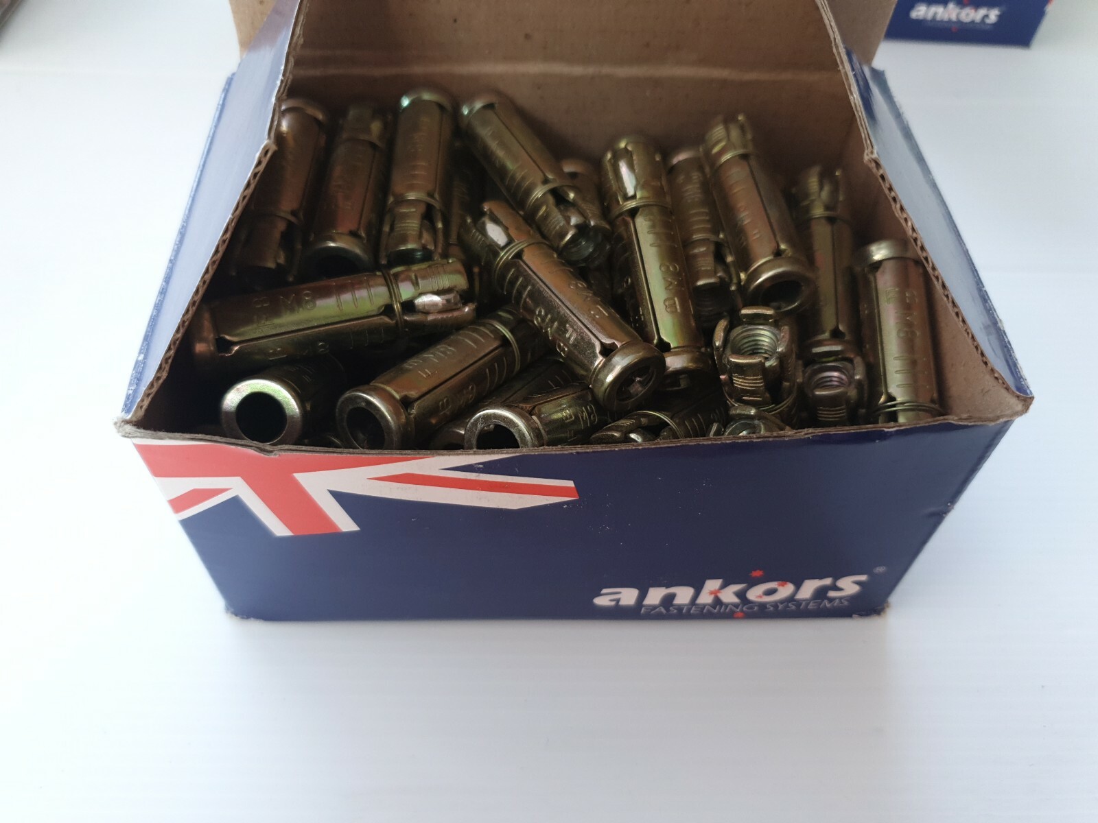 75 X Heavy Duty Shell Anchor - M8 - 50mm | eBay