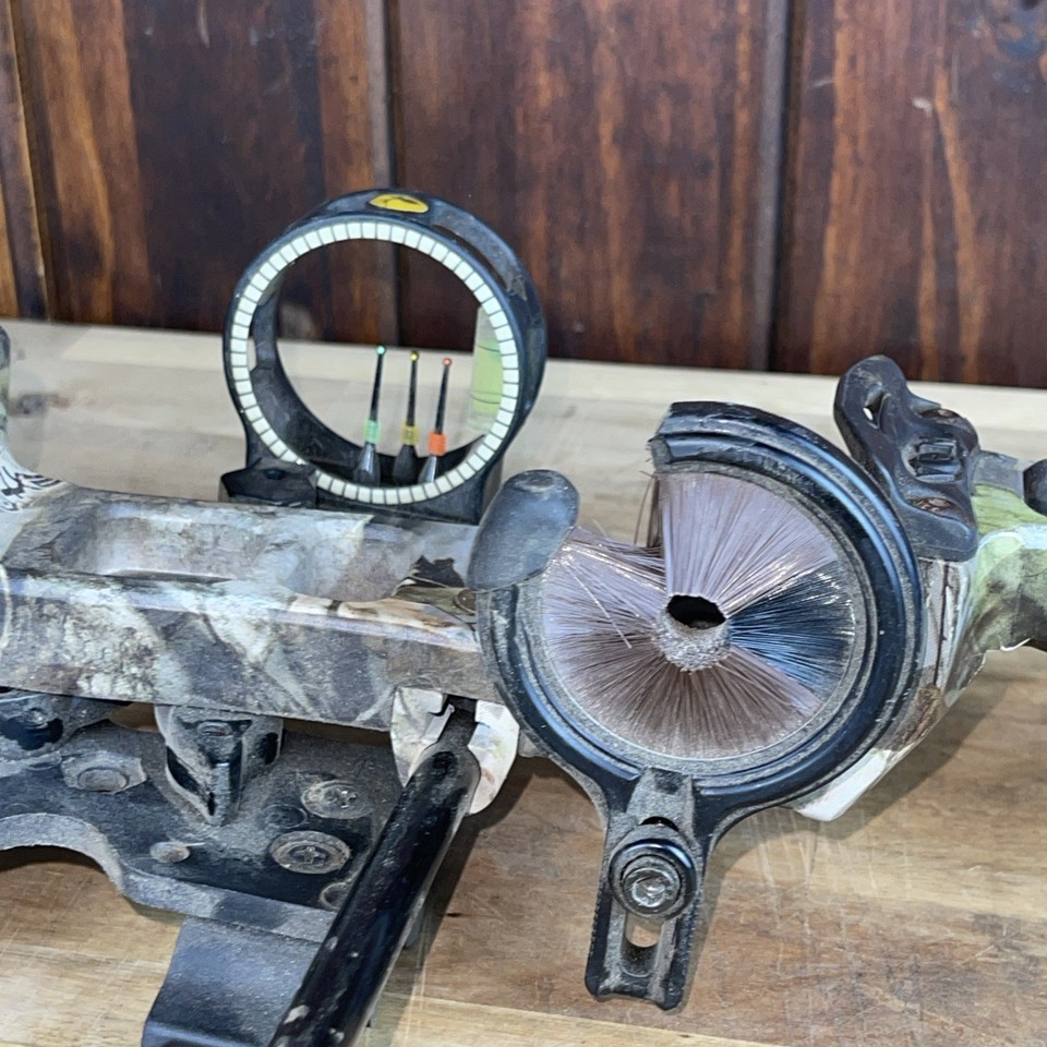 Martin cheetah LH camouflage compound bow whisker biscuit | eBay