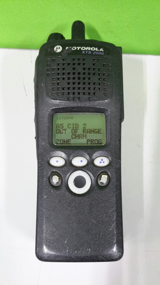 Motorola XTS 2500 Digital Radio H46UCF9PW6BN 700-800 MHZ, w/ Charger | eBay