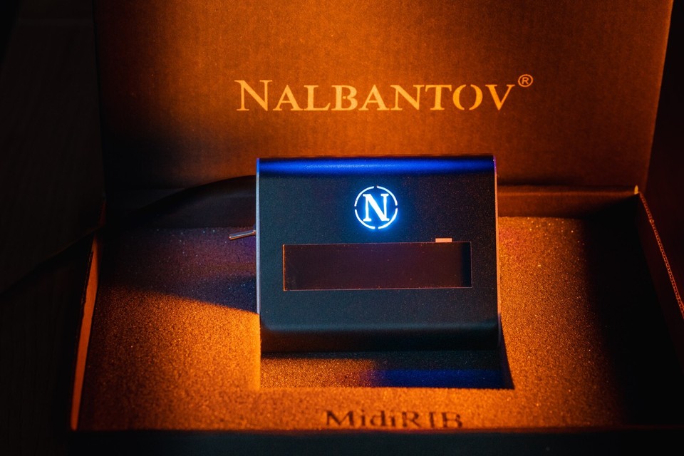 Nalbantov MidiRIB MIDI Ribbon Controller (black or silver color) | eBay