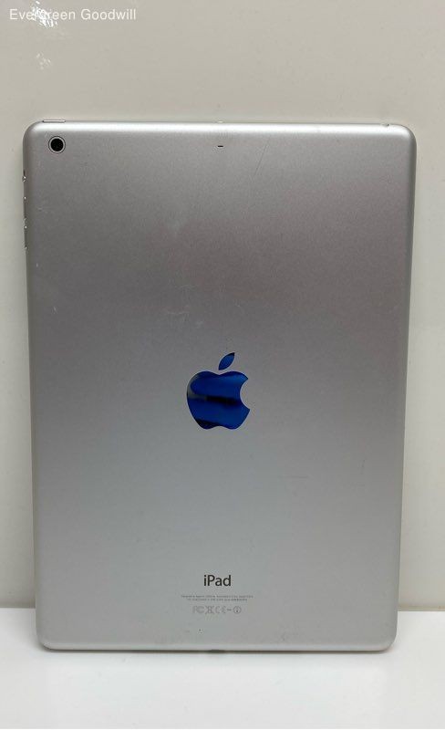 Apple iPad Air Wi-Fi Only, Model A1474, Storage 32 GB, Screen Size 9.6 ...