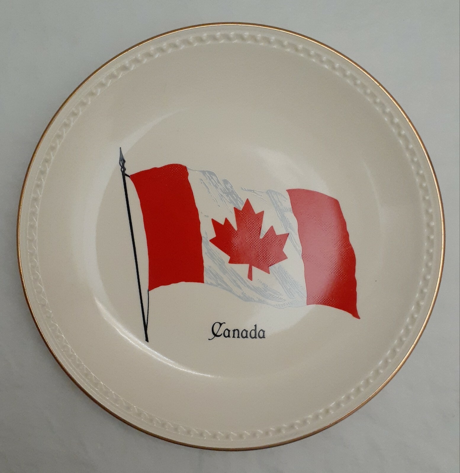 Canadian National Flag Plate Decorated by Creemore China & Glass ...