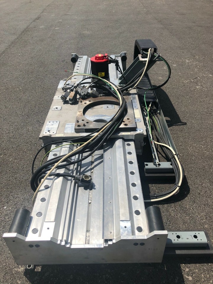 Fanuc Collaborative Robot CRX10iA with R30iB Controller Tablet Teach ...