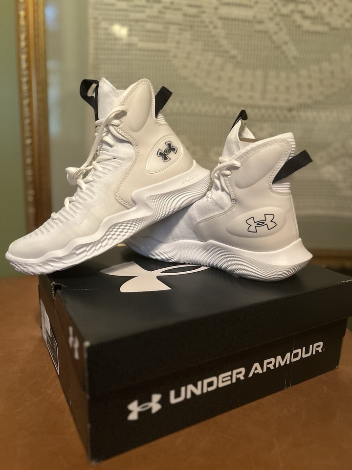 Under Armour Women's Flow Highlight Ace AA Volleyball Shoes Size 8 ...
