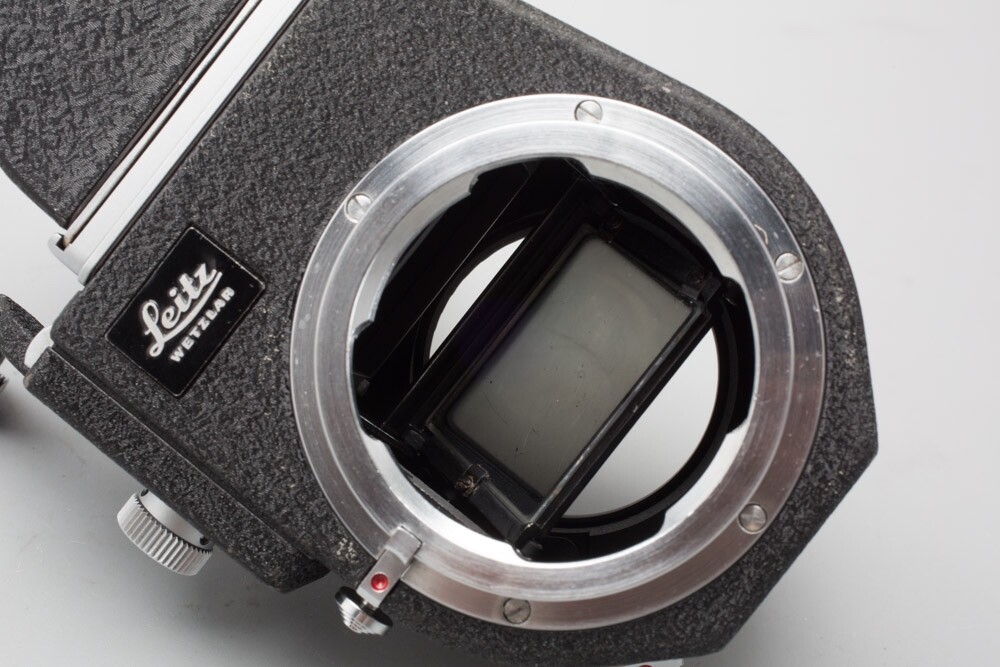 Leica Leitz Wetzlar Visoflex III w/ Prism Finder, M Mount Leica Leitz Wetzlar Visoflex III w/ Prism Finder, M Mount
