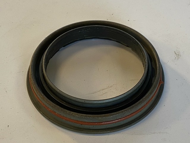 Ford Rear Axle Oil Seal 5222478 X 2 for sale online | eBay