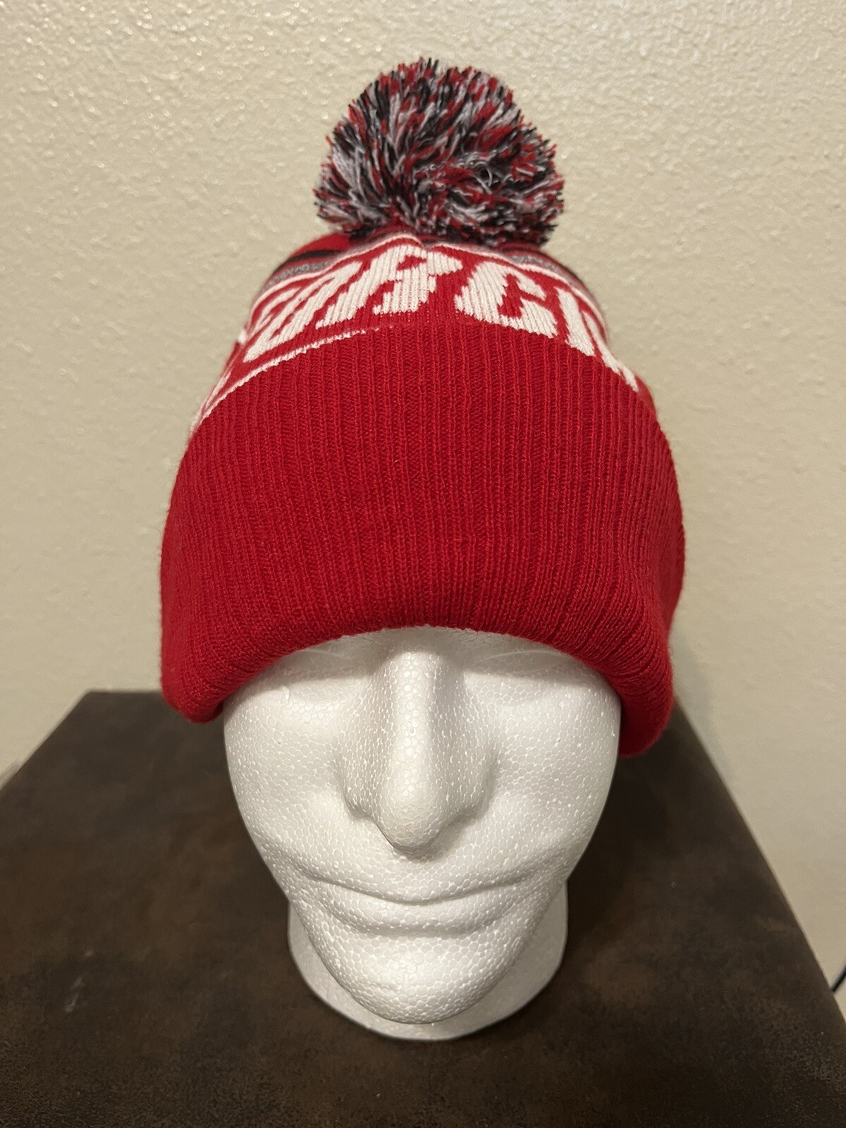 Georgia Bulldogs Beanie Knit Hat PomPom Topped University of Georgia ...