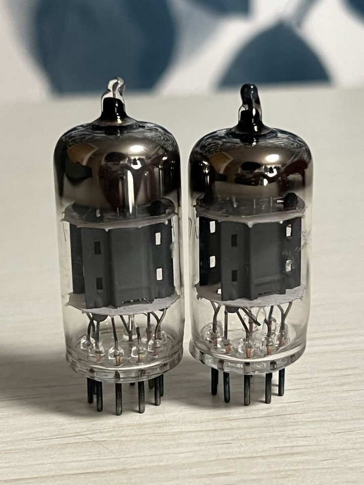 Toshiba 12AX7 High-Gain Dual Triode Vacuum Tube Pair Tested Excellent ...