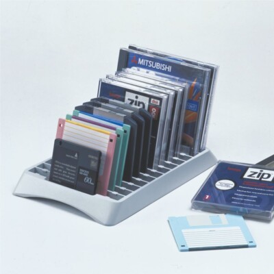 Organizer multimedia porta CD, DVD, ZIP, floppy disk, MO disk, mini ...