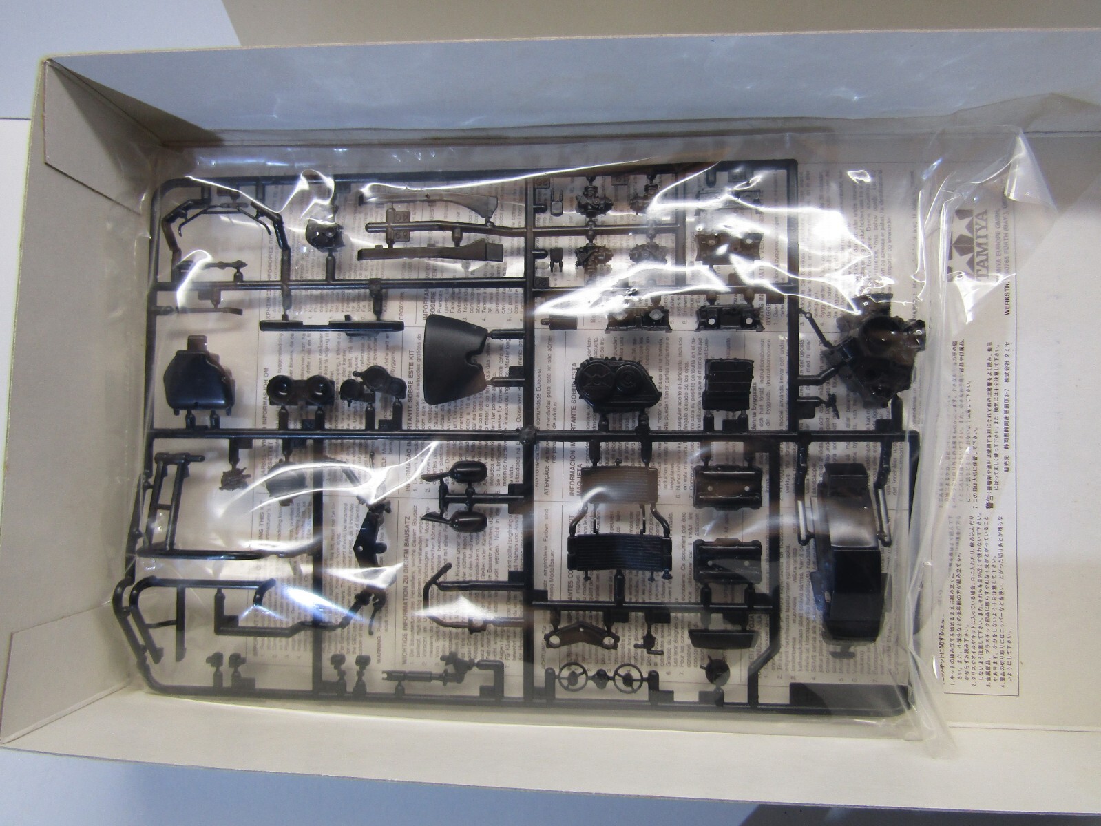 Tamiya 1:12 Scale Honda VFR750R RC30 with Clear Bodywork # 14057*1500 ...